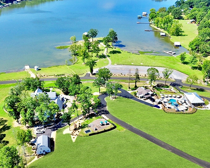 Lakeside living that won't sink your budget! Cedar Bluff's waterfront properties offer million-dollar views at Social Security-friendly prices.