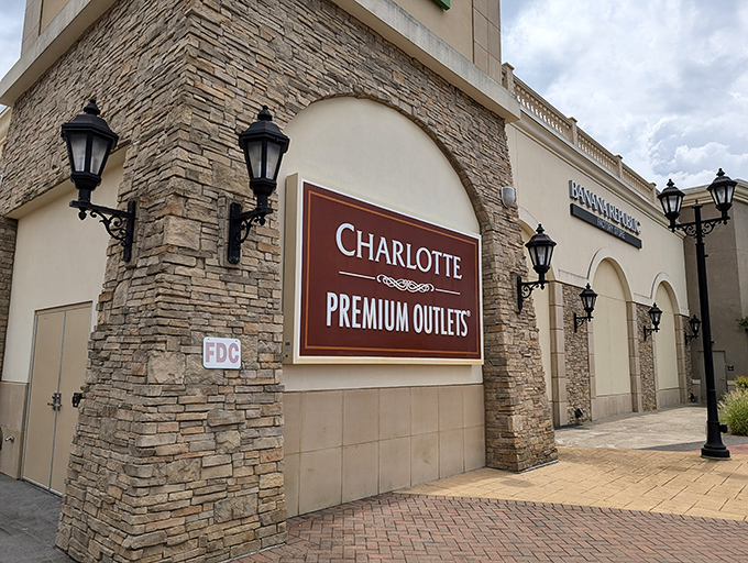 Charlotte's stone fa&ccedil;ade welcomes shoppers like a fancy friend who's secretly great with coupons.