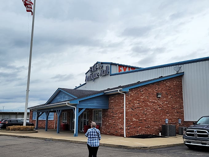 That blue trim and brick facade whisper "treasure hunt ahead" louder than any neon sign ever could.