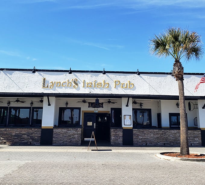 Lynch's Irish Pub: Where the palm trees meet pub culture! That golden sign promises authentic Irish comfort in the Florida sunshine.