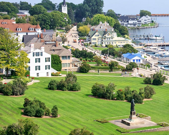 Like stepping into a Norman Rockwell painting, this island paradise proves that sometimes the best therapy is green grass and no car horns.