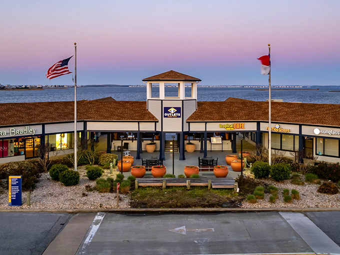 Sunset shopping paradise! Outlets Nags Head offers retail therapy with a side of breathtaking ocean views&mdash;where bargain hunting meets beach vibes.