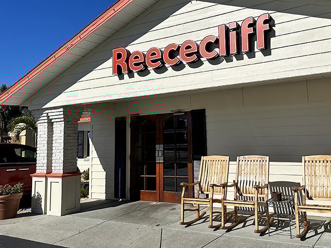 The iconic red Reececliff sign welcomes hungry visitors like an old friend. Those rocking chairs aren't just for show!