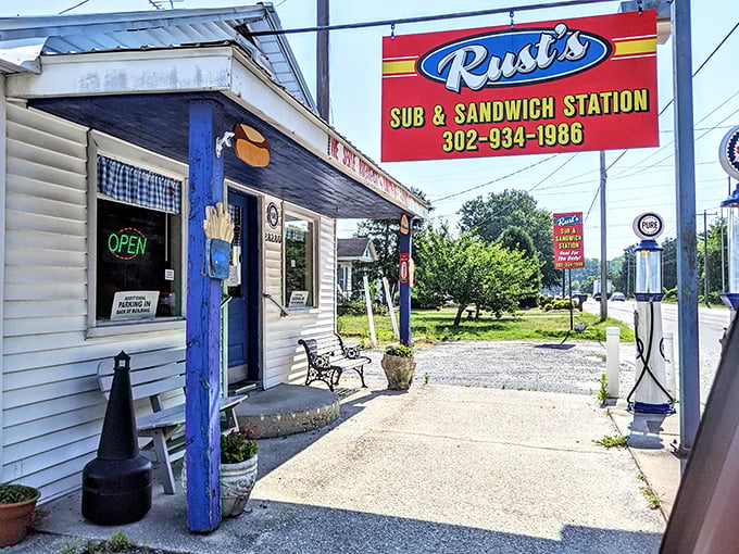 Small-town charm meets serious sandwich craft - this roadside gem proves the best eats hide in plain sight.