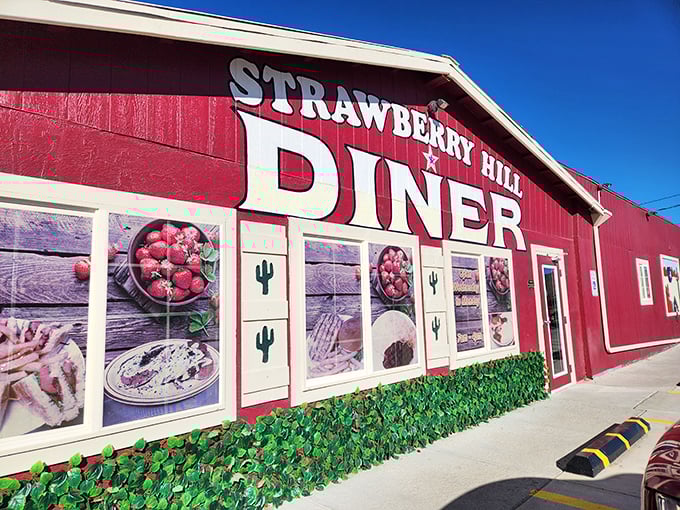That red barn exterior promises comfort food adventures that would make Norman Rockwell reach for his paintbrush.