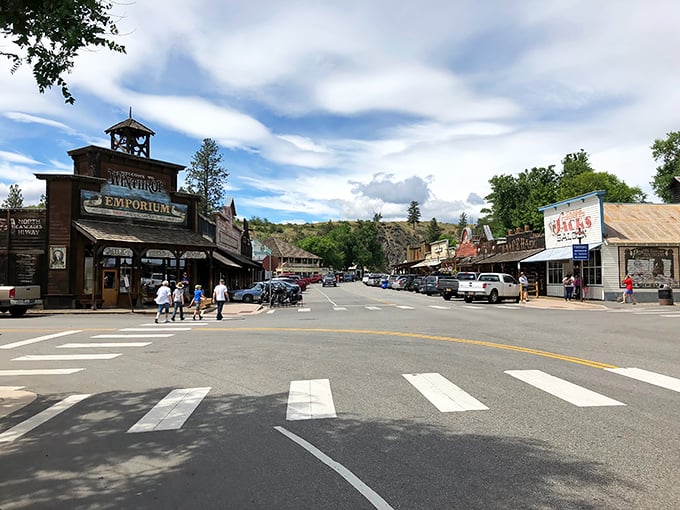 Winthrop's quaint downtown offers a perfect blend of small-town charm with magnificent mountain backdrops. No Instagram filter needed here!