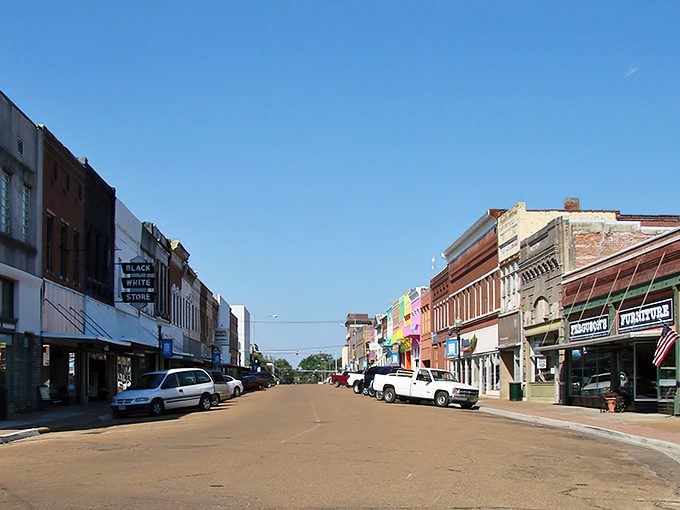 Main Street stretches wide and welcoming, where parking spots outnumber traffic jams by about a thousand to one.