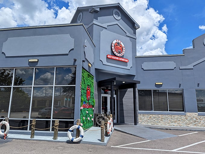 Gray building, red sign, and a giant crab &ndash; the universal language for "prepare your taste buds for something special."
