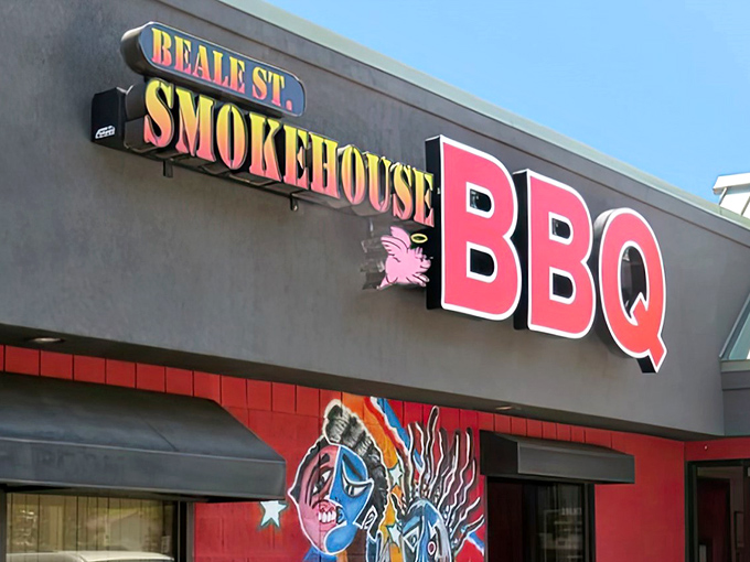 Memphis meets Michigan at Beale Street Smokehouse, where that colorful sign promises smoky delights that'll make your taste buds dance.