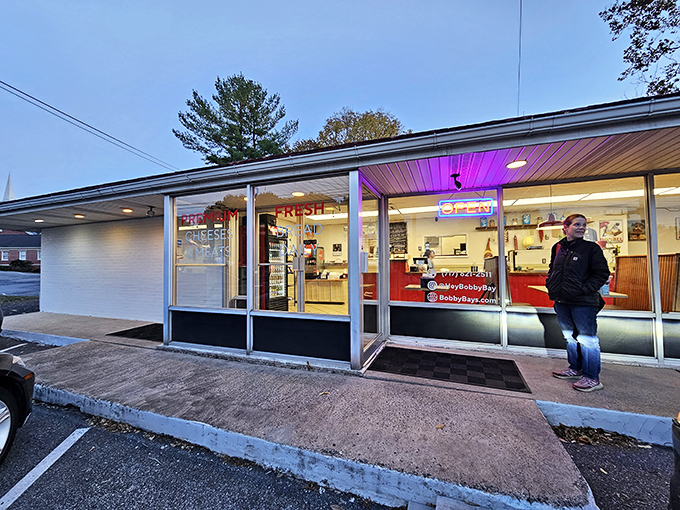 When purple neon calls your name, you answer - especially when homestyle cooking waits inside those glass doors.