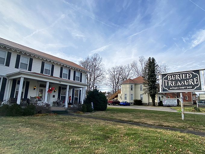 Buried Treasure's historic building stands like a Southern welcome committee. Those black shutters have witnessed countless treasure hunters leaving with smiles and full shopping bags.