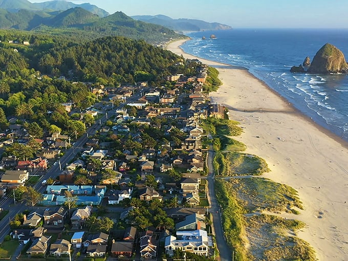 Miles of pristine coastline stretch endlessly here, proving that Mother Nature definitely saves her best work for Oregon.