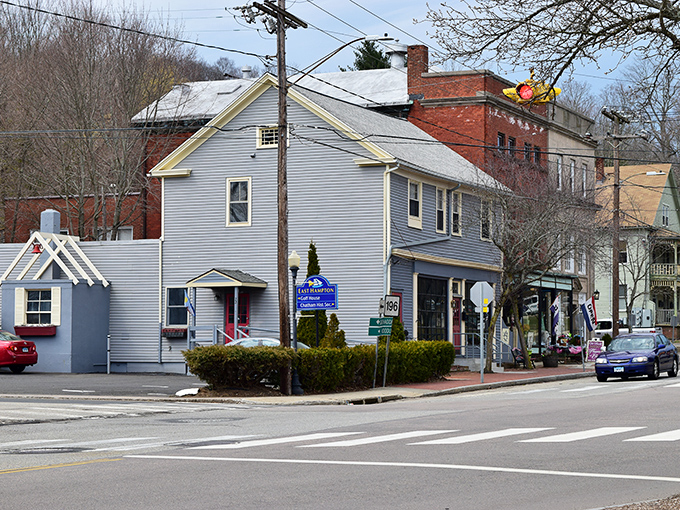 Main Street charm at its finest! These historic buildings have probably witnessed more town gossip than a hairdresser on Saturday morning.