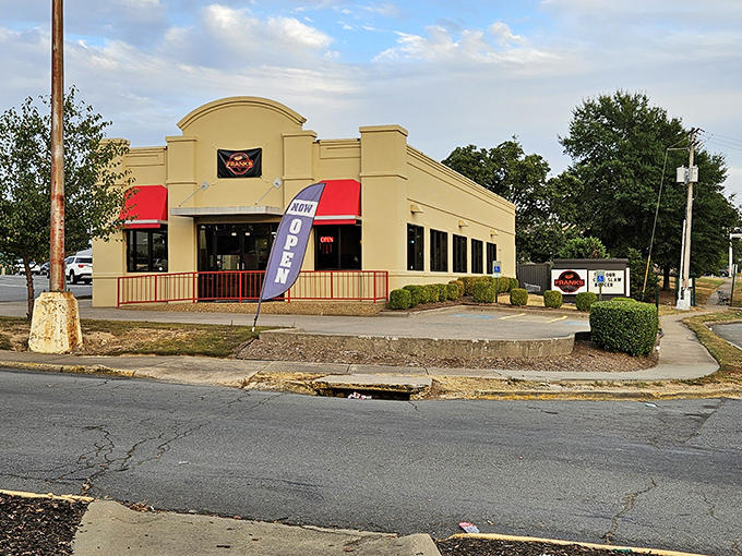 This North Little Rock gem proves that sometimes the best meals come from the simplest-looking places.