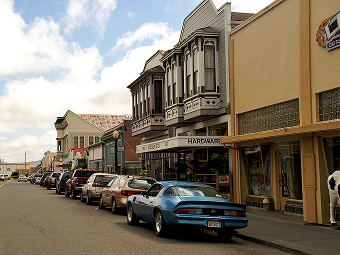 Those colorful storefronts aren't just pretty faces—each one houses treasures waiting to be discovered in this perfectly preserved town.