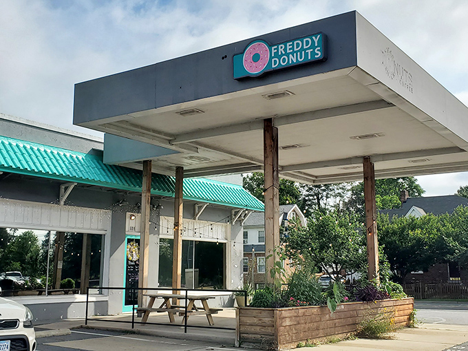 The perfect pit stop! Freddy Donuts kept the gas station's charm but swapped fuel for frosting&mdash;a delicious upgrade.