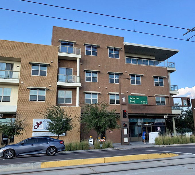 Inside Gracie's, endless aisles create a treasure hunter's paradise where every turn reveals new possibilities.