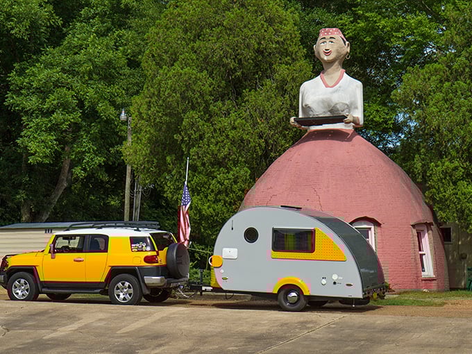 When your restaurant doubles as a roadside landmark, you better serve food worth the stop.