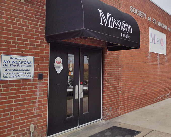 No weapons, just incredible deals! Mission 27's entrance promises a treasure hunt where your wallet and conscience can both feel good.