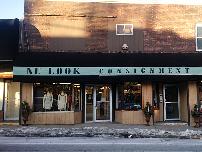 Those welcoming storefront windows promise the kind of curated finds that make you feel like a savvy shopper.