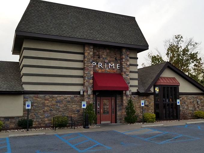 Don't let that unassuming exterior fool you! Behind that red awning awaits prime rib perfection that will haunt your dreams.