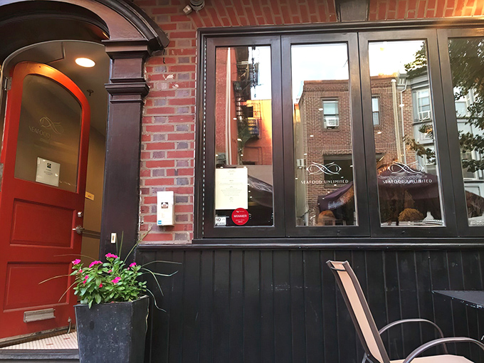 Behind these brick walls lies Philadelphia's best-kept seafood secret, hiding in plain sight downtown.