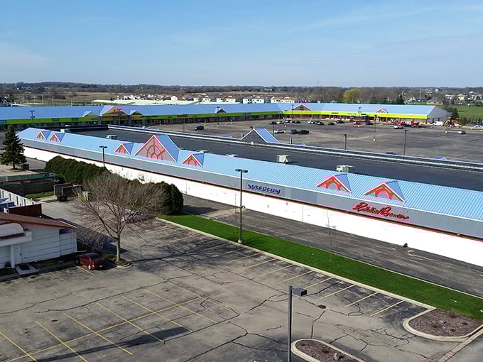 A bird's-eye view of shopping paradise! The Outlet Shoppes at Oshkosh's sprawling layout promises a day of wallet-friendly retail therapy.