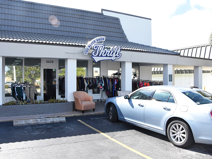Outside this Bradenton gem, even the furniture gets impatient to find a new home. That peachy chair is practically waving you in!