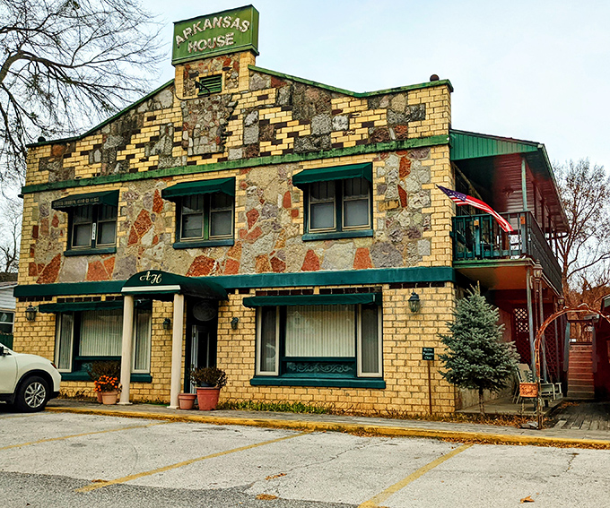 The Arkansas House wears its stone facade like a three-piece suit at a barbecue – classy but approachable.
