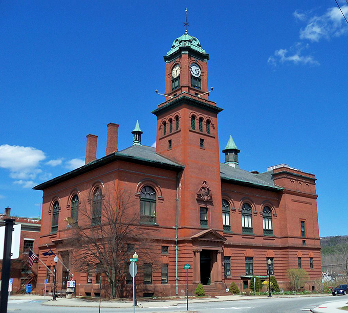 The Opera House isn't just architectural eye candy&mdash;it's where culture and affordability harmoniously share the same ZIP code.