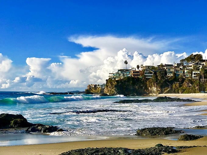 Mother Nature showing off again with that impossibly blue water meeting dramatic cliffs—like the Mediterranean decided to vacation in Southern California.