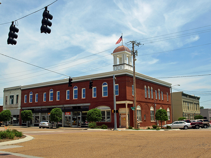 Downtown Cullman's historic red brick buildings aren't just pretty faces&mdash;they're home to shops and eateries where your retirement dollars stretch like warm taffy.