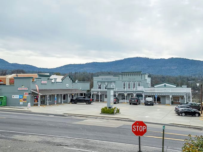 Downtown Oakhurst's western-style buildings harken back to simpler times, when a stop sign was the most complicated traffic control you'd encounter all day.