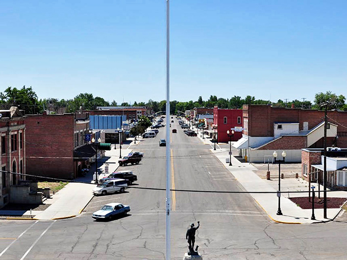 From this bird's-eye view, Payette's downtown stretches toward the horizon like a Norman Rockwell painting come to life, complete with wide streets and zero traffic jams.