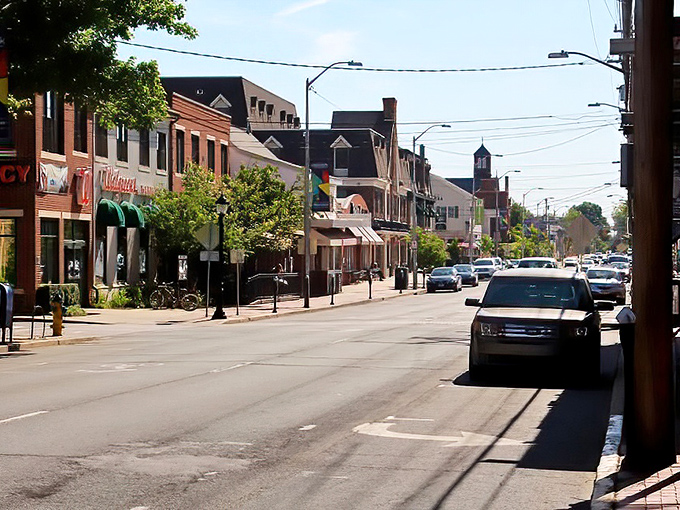 Sunlight dapples the storefronts along Newark's historic thoroughfare. This walkable stretch houses everything from cozy caf&eacute;s to quirky boutiques.