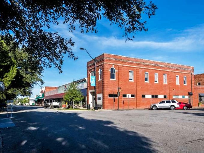 This handsome brick building anchors the historic district, standing proud like that one uncle who refuses to trade his classic suit for retirement casual wear.