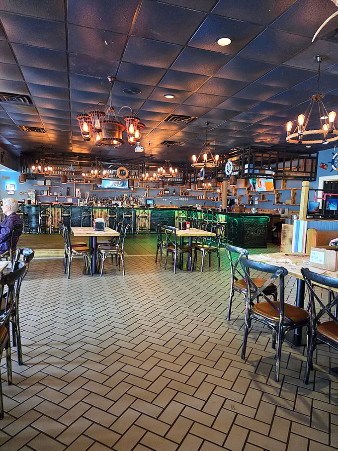 The herringbone brick floor and warm lighting create an atmosphere that says, "Leave your pretensions at the door&mdash;we're here for serious seafood business."