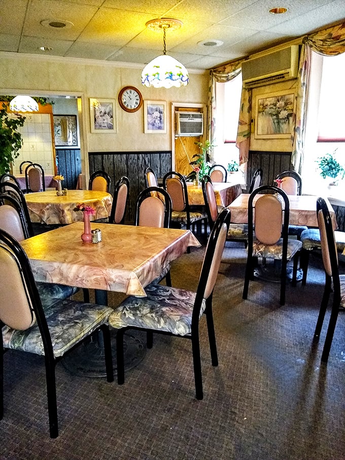 Time stands still inside Mama's dining room, where vintage Tiffany-style lamps illuminate marble-patterned tables. It's like dining in your Italian grandmother's living room&mdash;if she made legendary cheesesteaks.