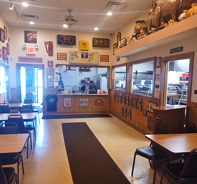 No-frills dining at its finest. The BBQ memorabilia and pig collection say everything you need to know: meat is serious business here.