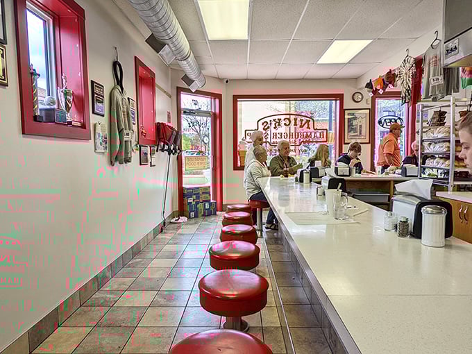 The no-frills interior speaks volumes: Johnnie's isn't wasting energy on ambiance when there's beef perfection to achieve.