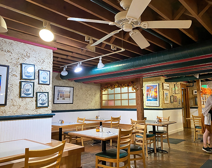 Exposed wooden beams, textured walls, and cozy seating create that "grandma's kitchen" vibe we all crave. Comfort begins before the food even arrives.
