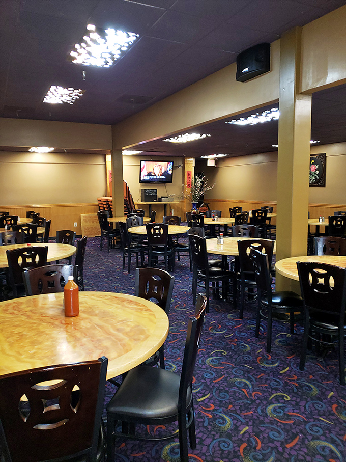 Those round tables have witnessed more family negotiations than a UN summit, but with better crab legs.