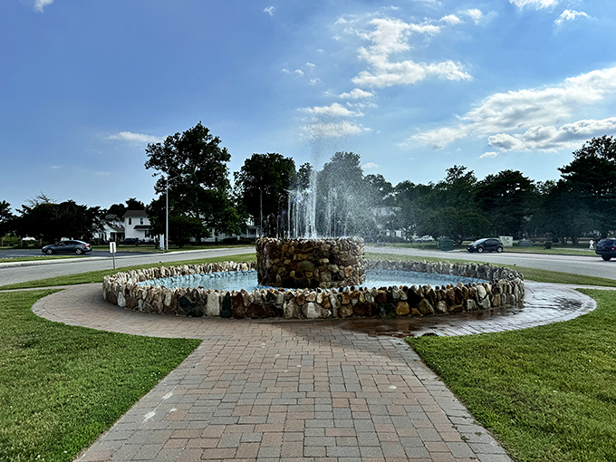 This stone fountain welcomes visitors to Cambridge, where even the water features seem to say, "Relax, your retirement dollars go further here."