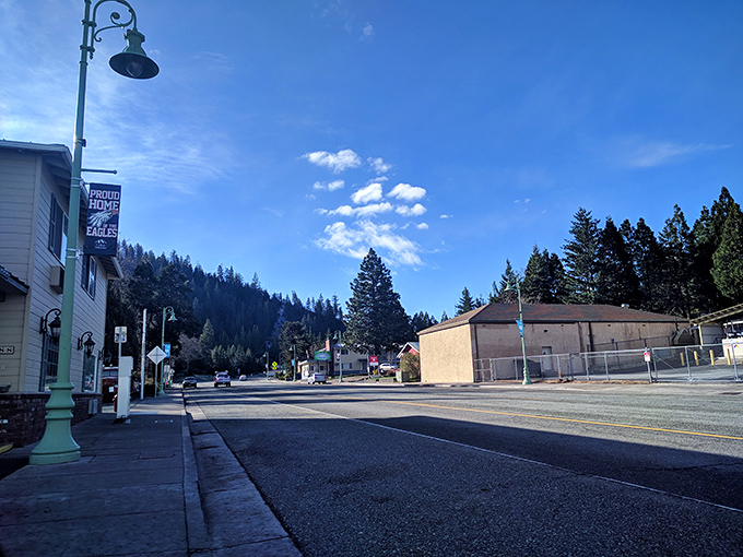 Main Street simplicity under the bluest California sky imaginable. This is what small-town America looks like before developers discover it and add fourteen coffee chains.