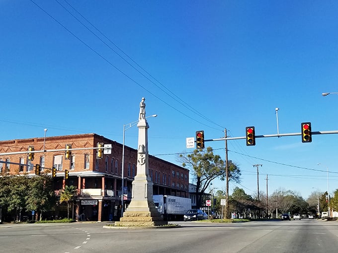 The heart of Eufaula features a classic Southern town square, complete with monument and traffic lights that rarely turn red during rush minute.