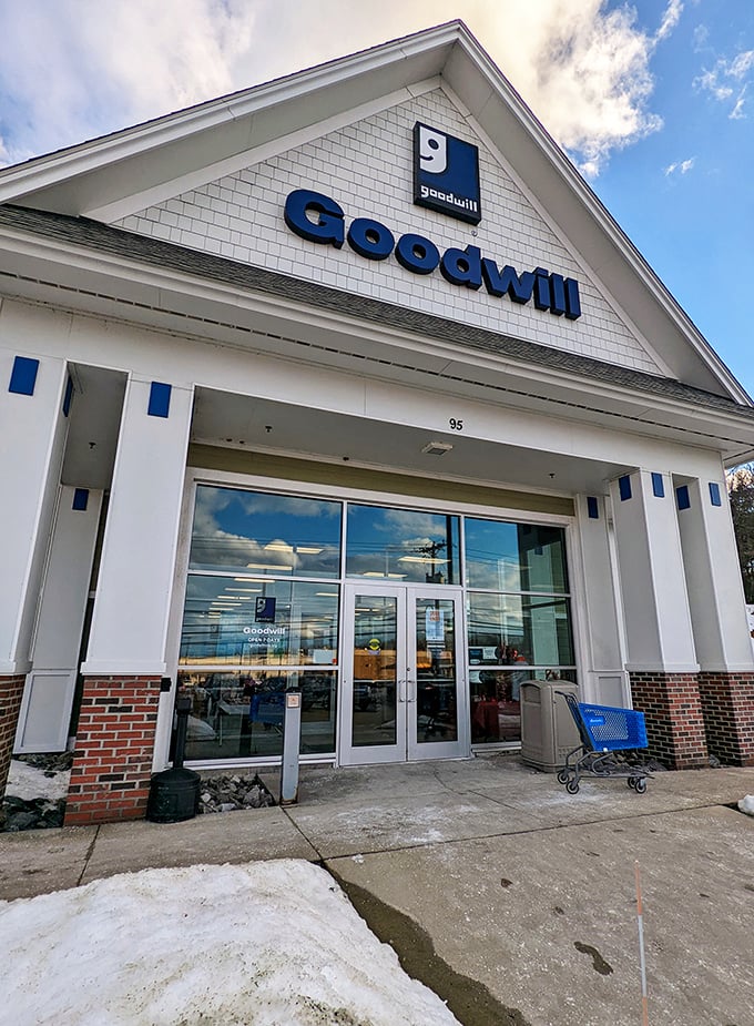 Those automatic doors might as well be a portal to another dimension&mdash;one where time becomes irrelevant and the thrill of the hunt takes over.