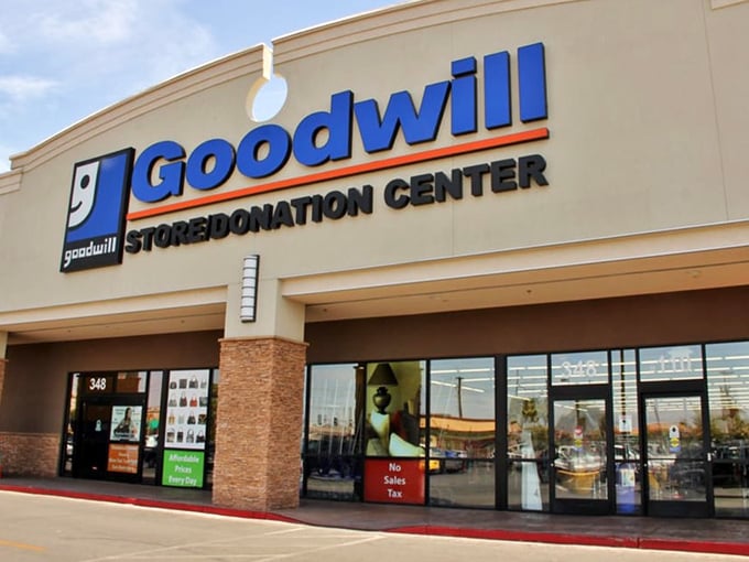 No sales tax? That's music to a thrifter's ears! The welcoming entrance promises treasures waiting to be discovered inside.