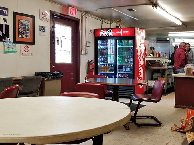 The interior decor philosophy at Jake's could be summed up as "why waste money on fancy fixtures when we could spend it on better meat?"