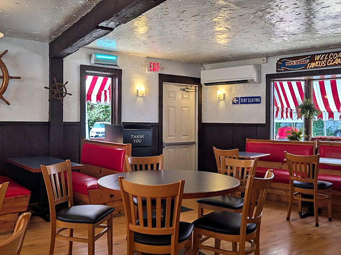 Nautical simplicity at its finest&mdash;where the only thing more satisfying than the decor is knowing what's about to arrive at your table.