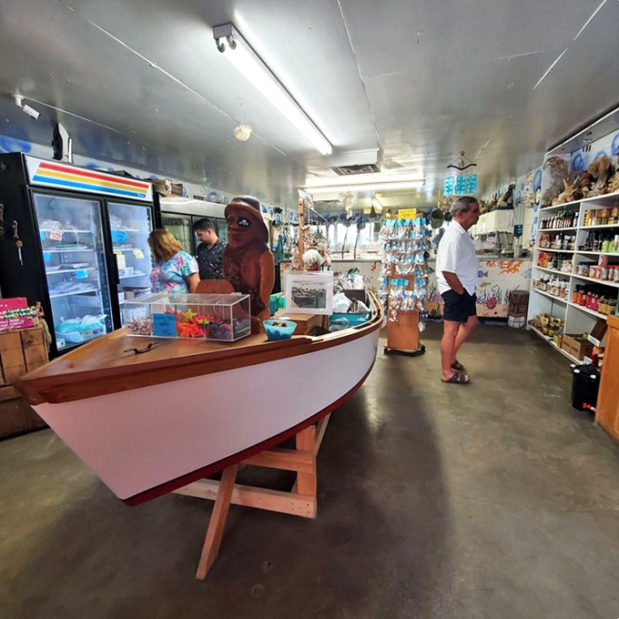 Nautical decor that means business. This isn't a theme restaurant&mdash;it's the real deal, complete with boat-shaped counter.